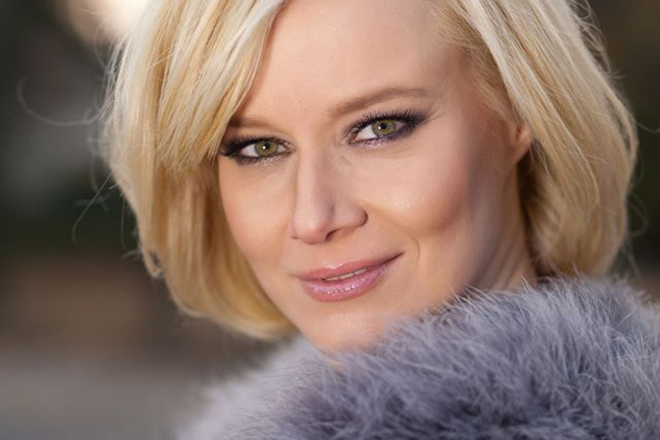 Pretty Hungarian female singers