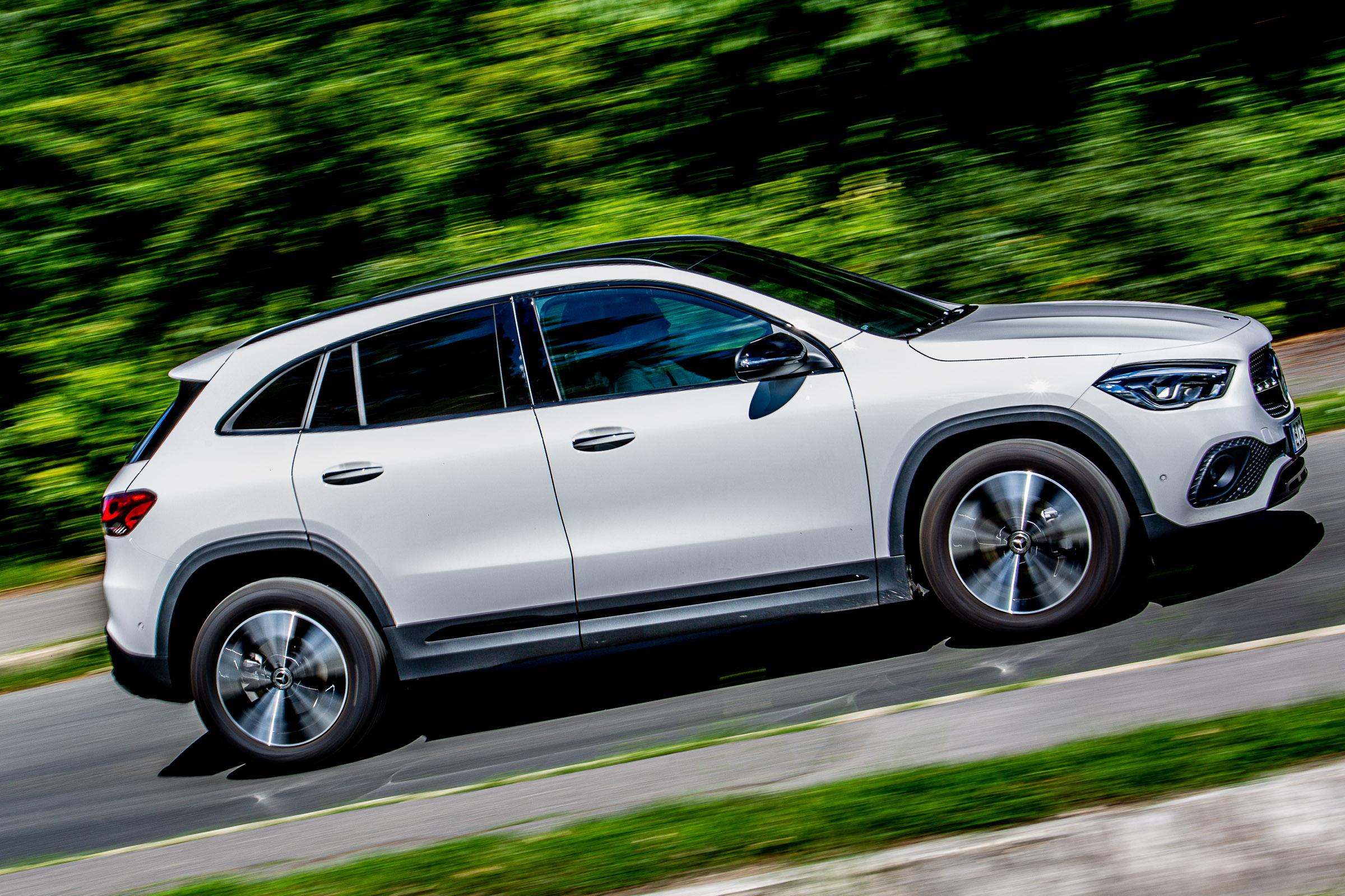 Mercedes-Benz GLA 200d (2020)