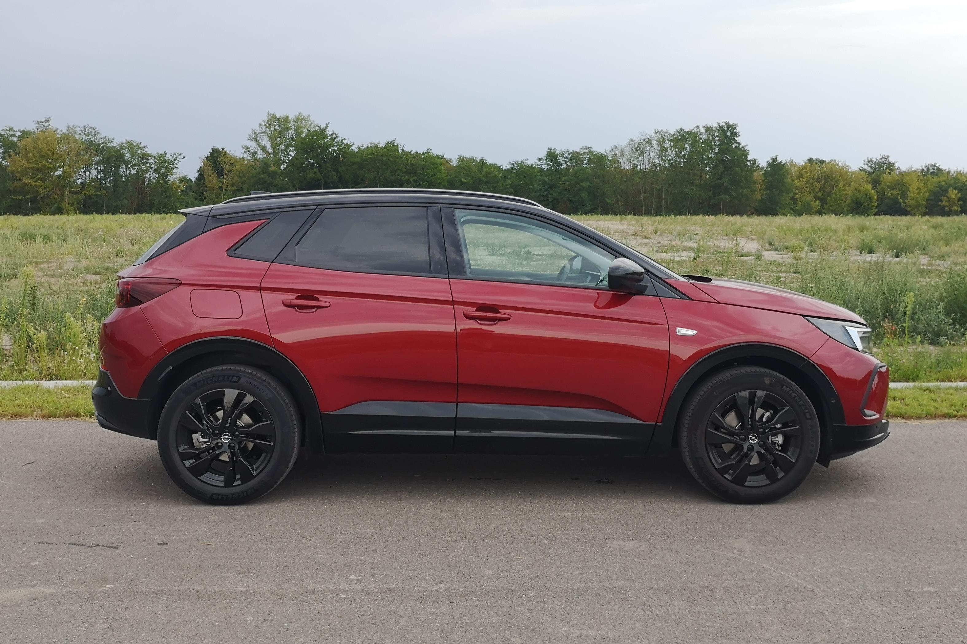 Opel Grandland 1.2 Turbo GS Line teszt (2022) galéria