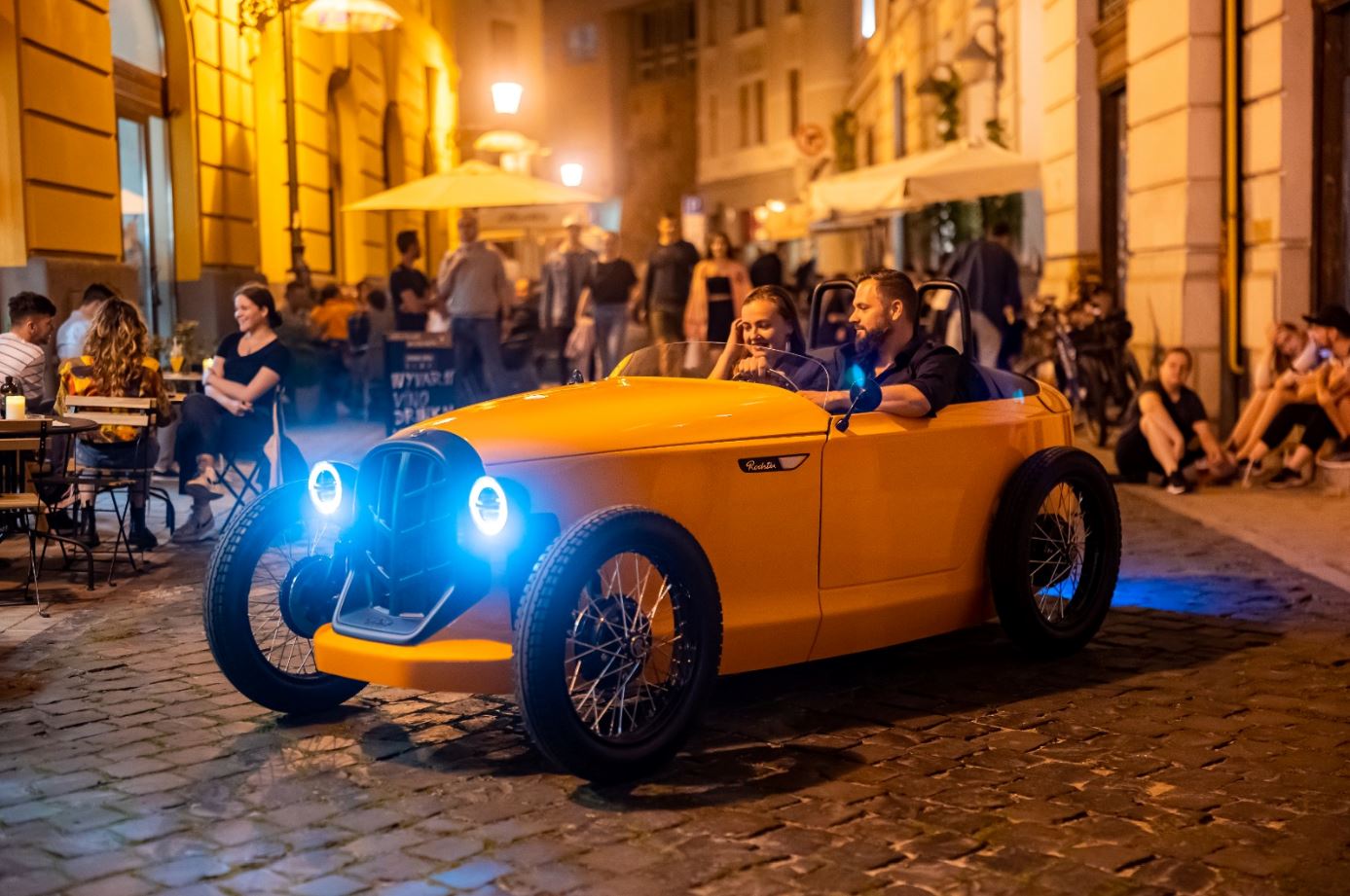 Különleges, retró mopedautó érkezik Szlovákiából - Patak Roadster galéria