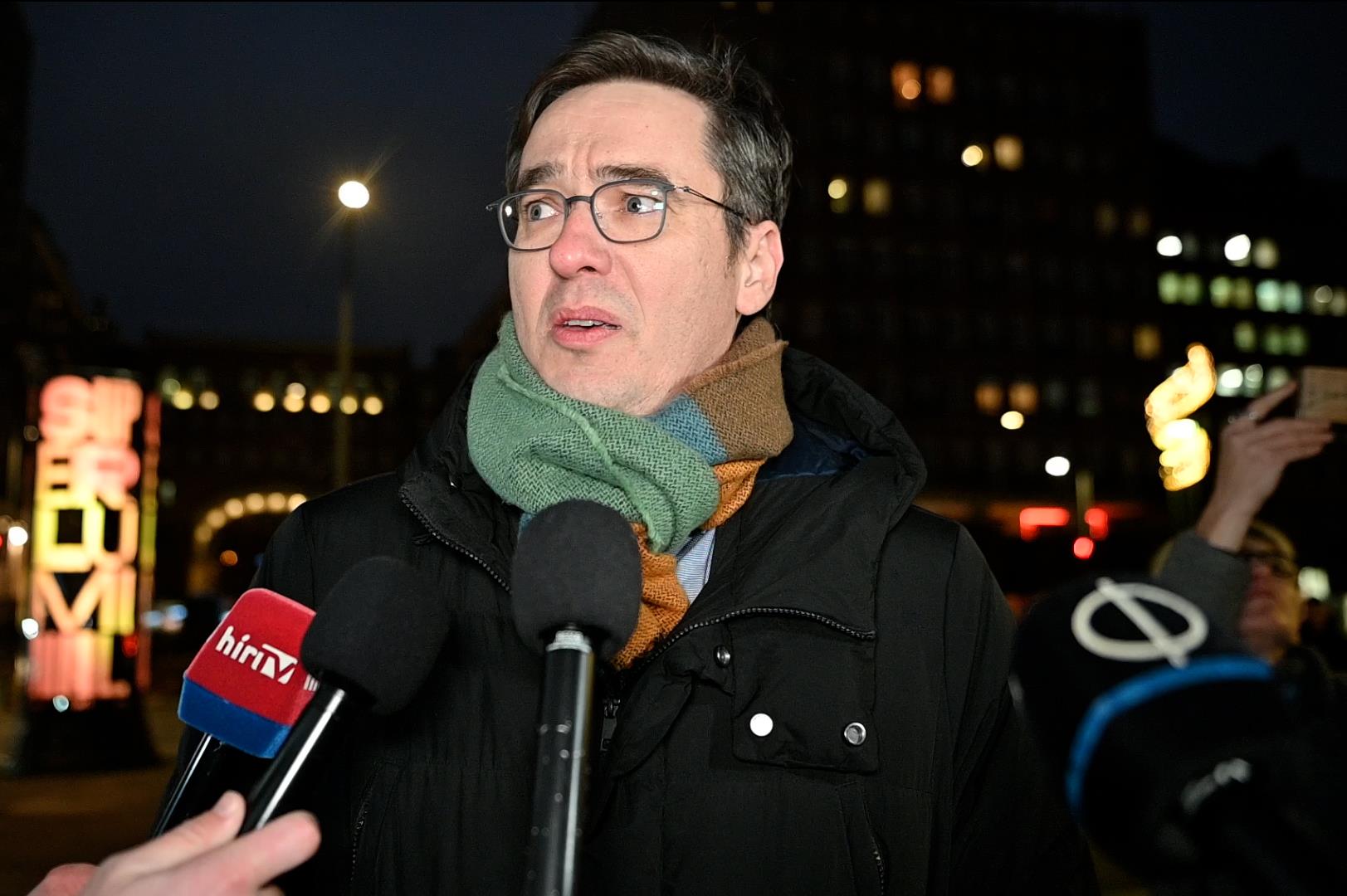 Tények - Hajszárító miatt lángolt a családi ház